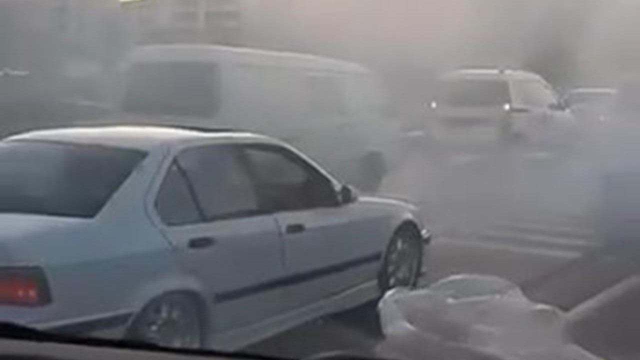 Yine bir düğün konvoyu, yine alışıldık görüntüler - Haber3