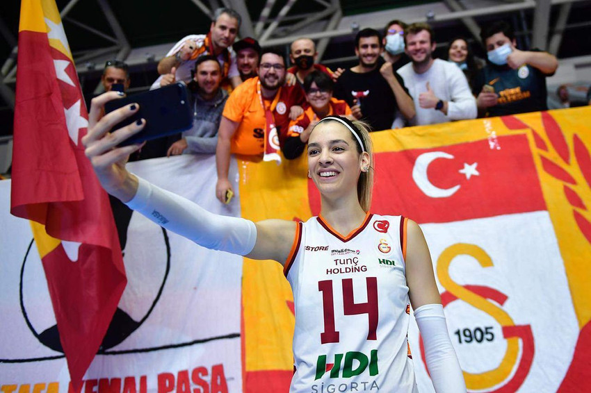 Filenin Sultanları'nın yeni Melisa Vargas'ı Aleksia Karutasu olacak ...