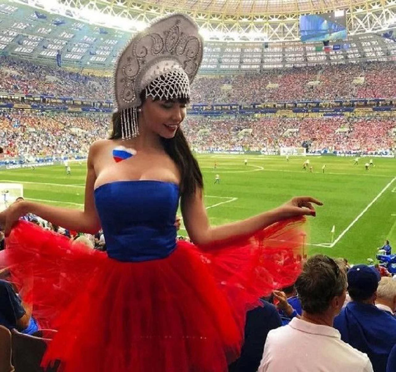 Rus model Putin'e seslendi: Dur artık - Haber3