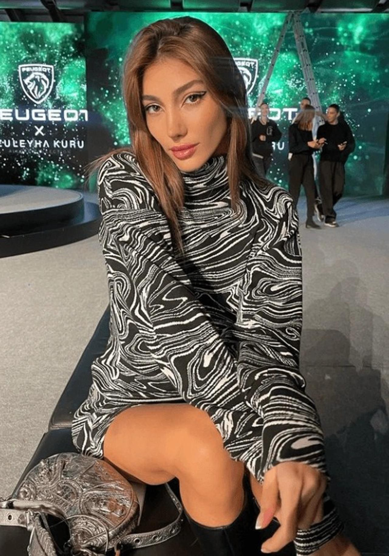 Şevval Şahin, Cadılar Bayramı kostümüyle olay oldu: Melek olmak ...