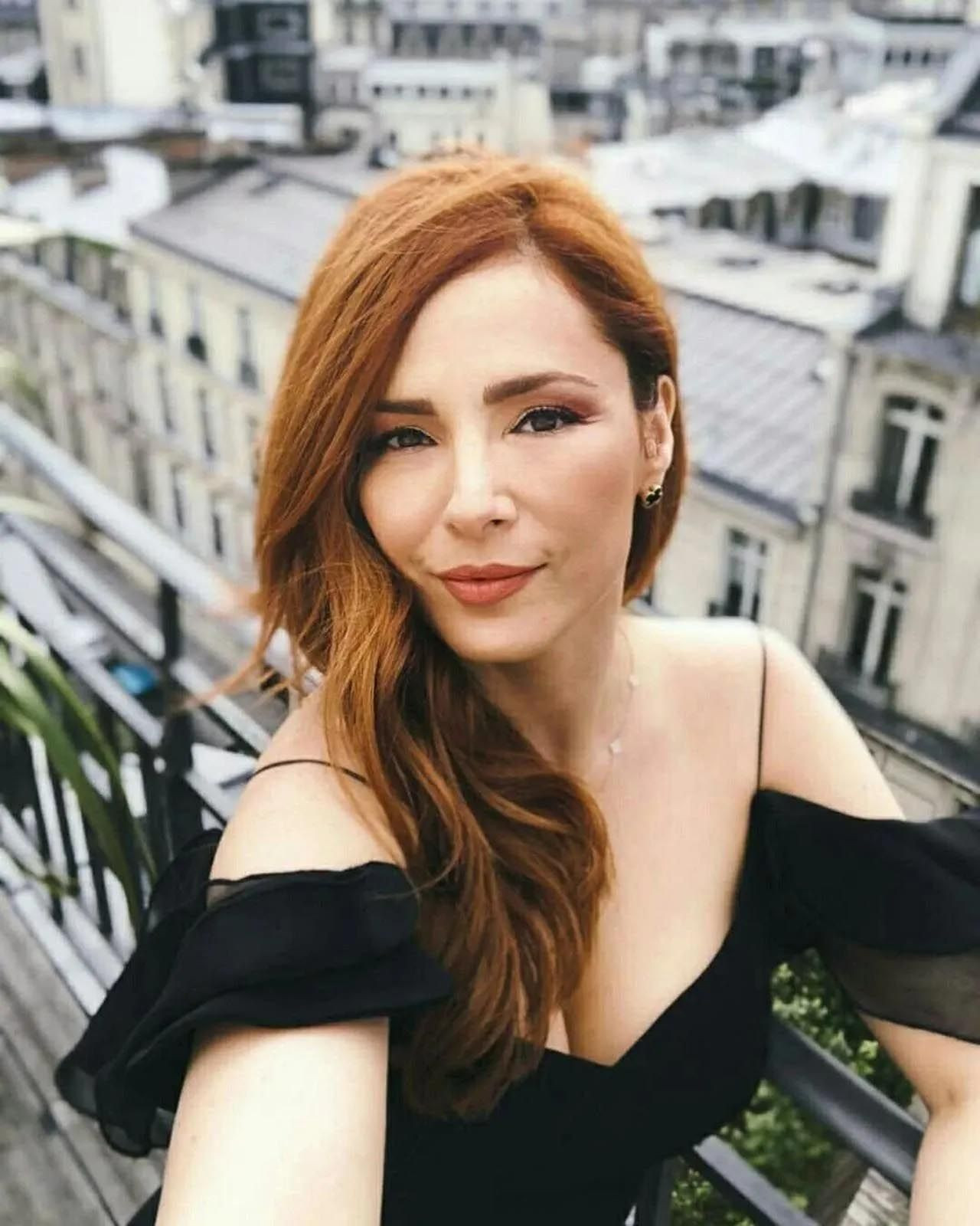 Mine Tugay'dan ''İyi geceler'' pozu - Haber3