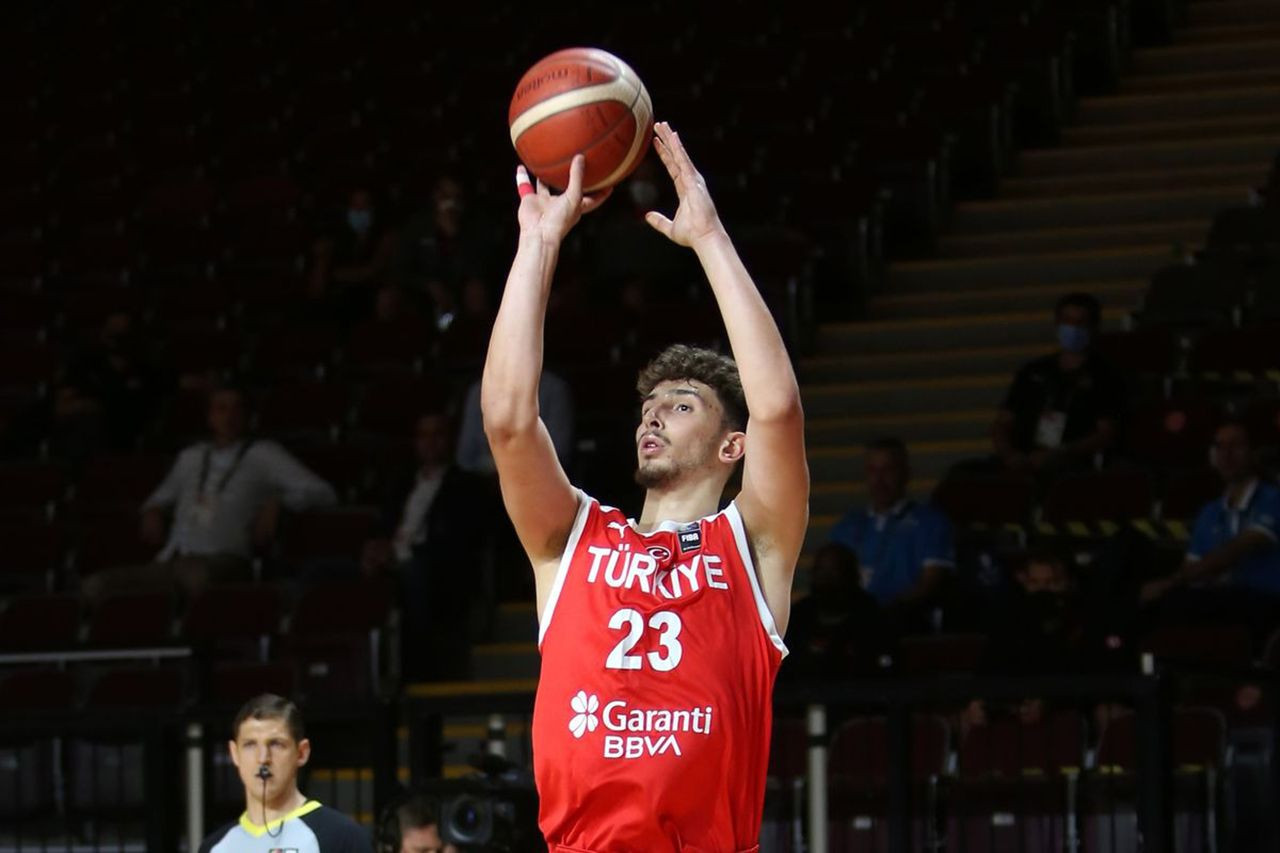 Alperen Şengün rekorları alt üst edip NBA'de tarih yazdı - Haber3