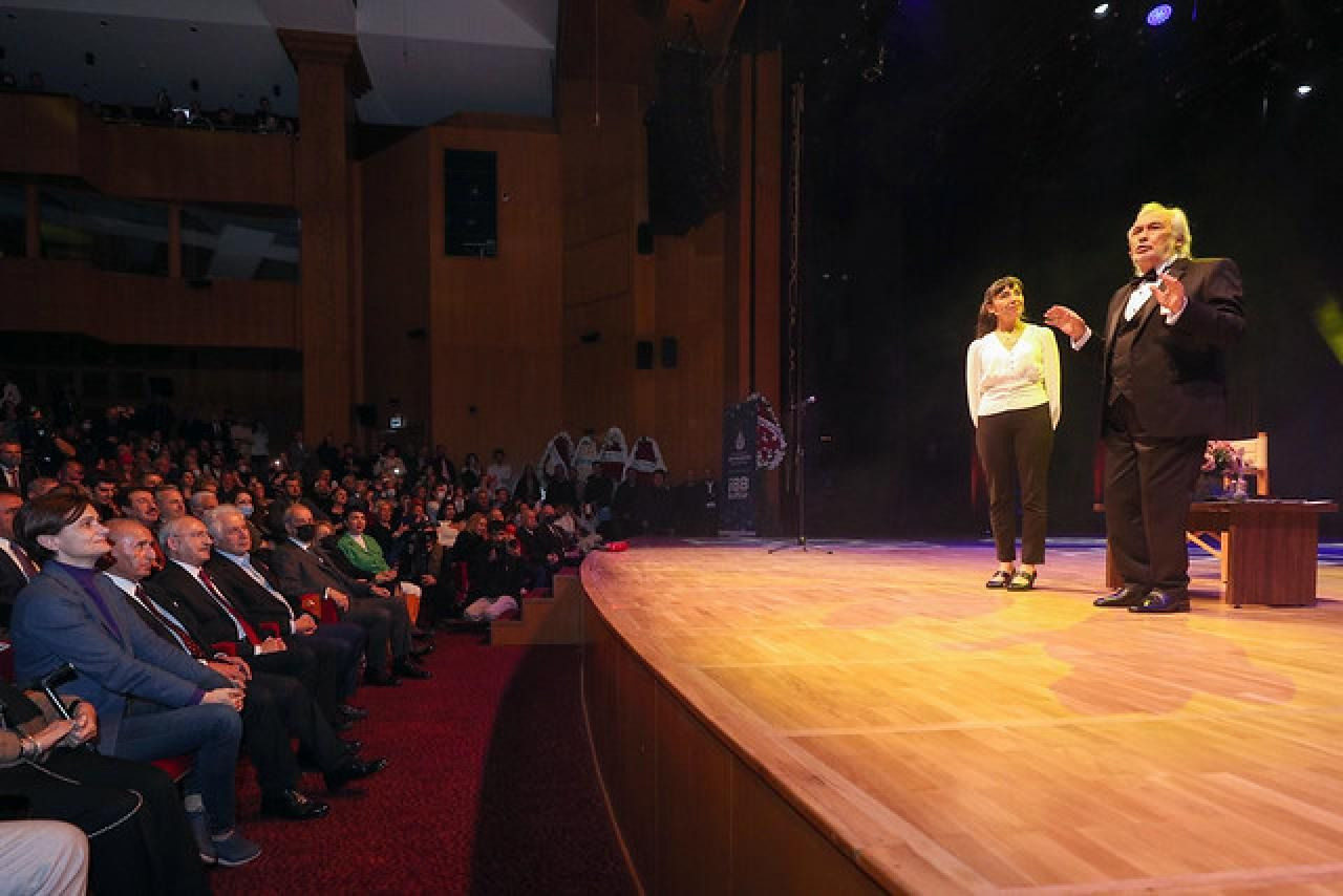 Usta sanatçı Müjdat Gezen sahnelere bu sözlerle veda etti - Haber3