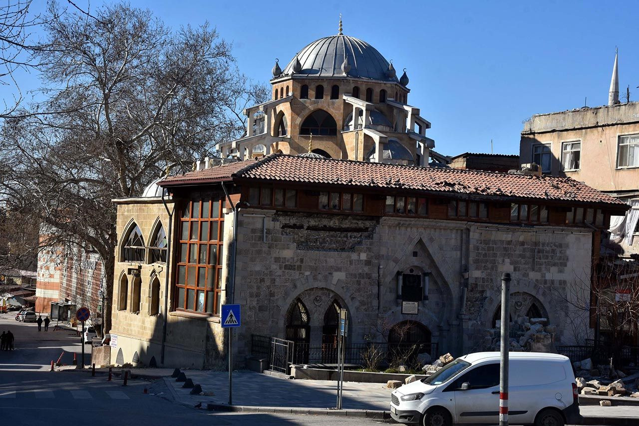Kahramanmaraş'ta 39 tarihi cami hasar gördü - Haber3