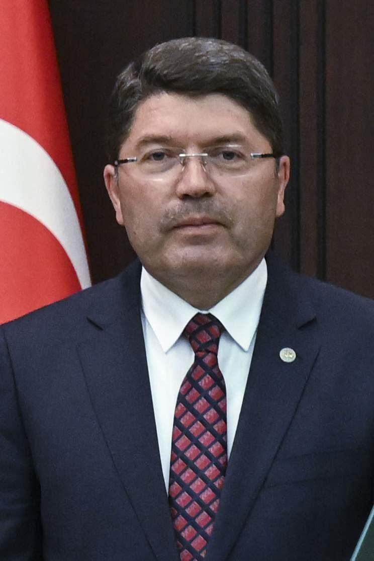 Yeni kabinede kim kimdir? - Haber3