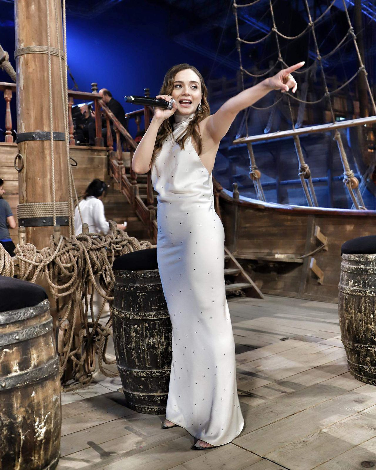 Damla Sönmez, Netflix dizisinden ayrıldı - Haber3